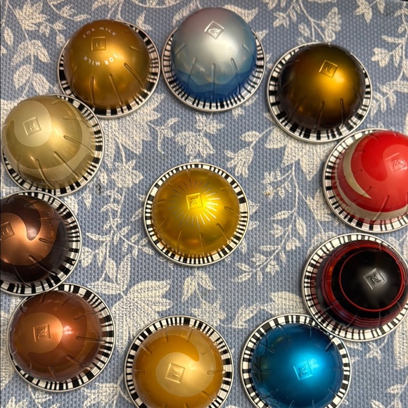 Nespresso | Kitchen | Nespresso Vertuo Mouthful Of Flavor Sampler ...